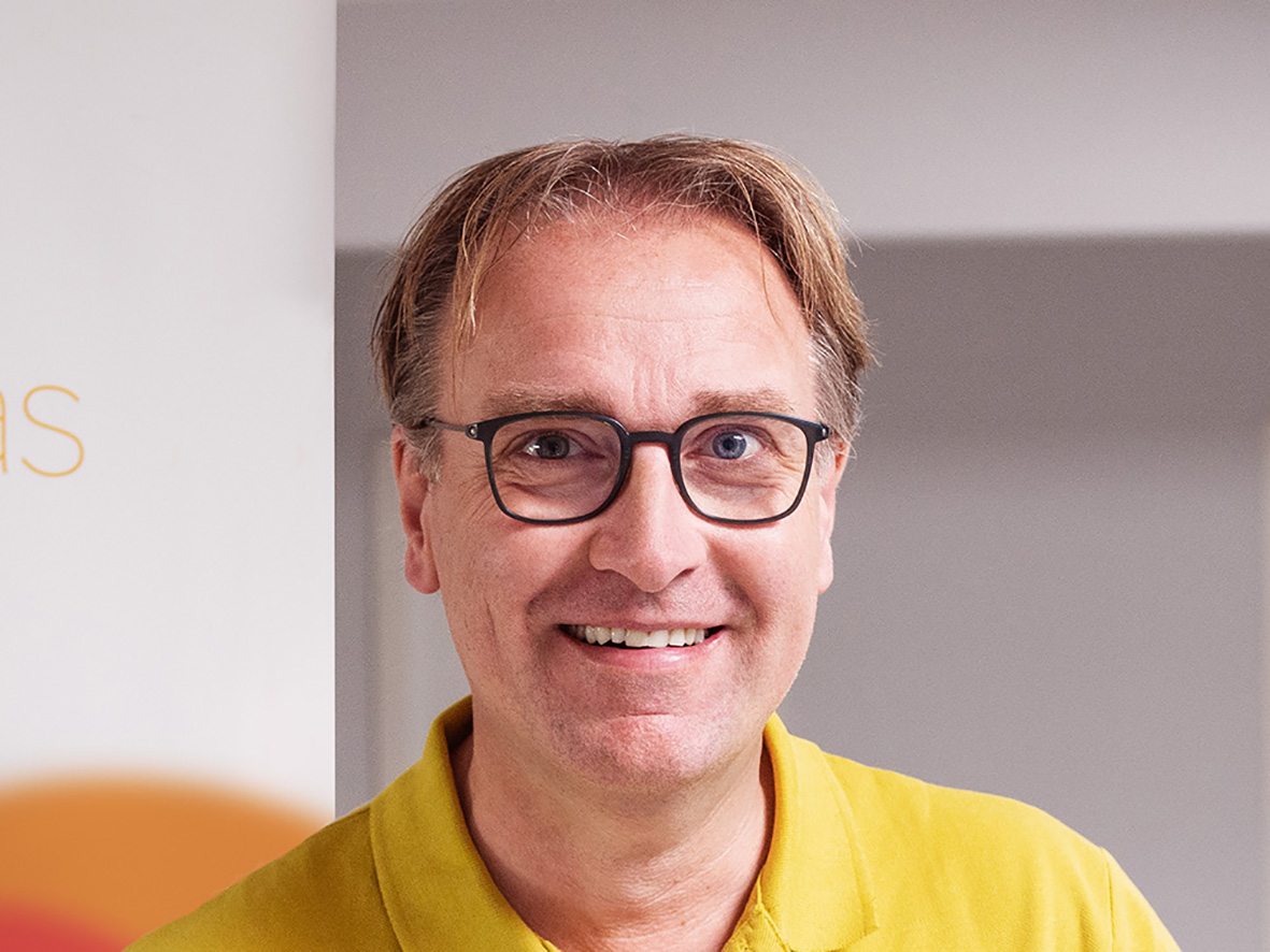 Neuer Vertriebsmitarbeiter bei Euronet - EYECOM