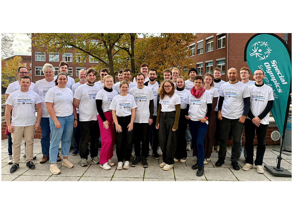OneSight EssilorLuxottica Foundation brachte Opening Eyes nach ...
